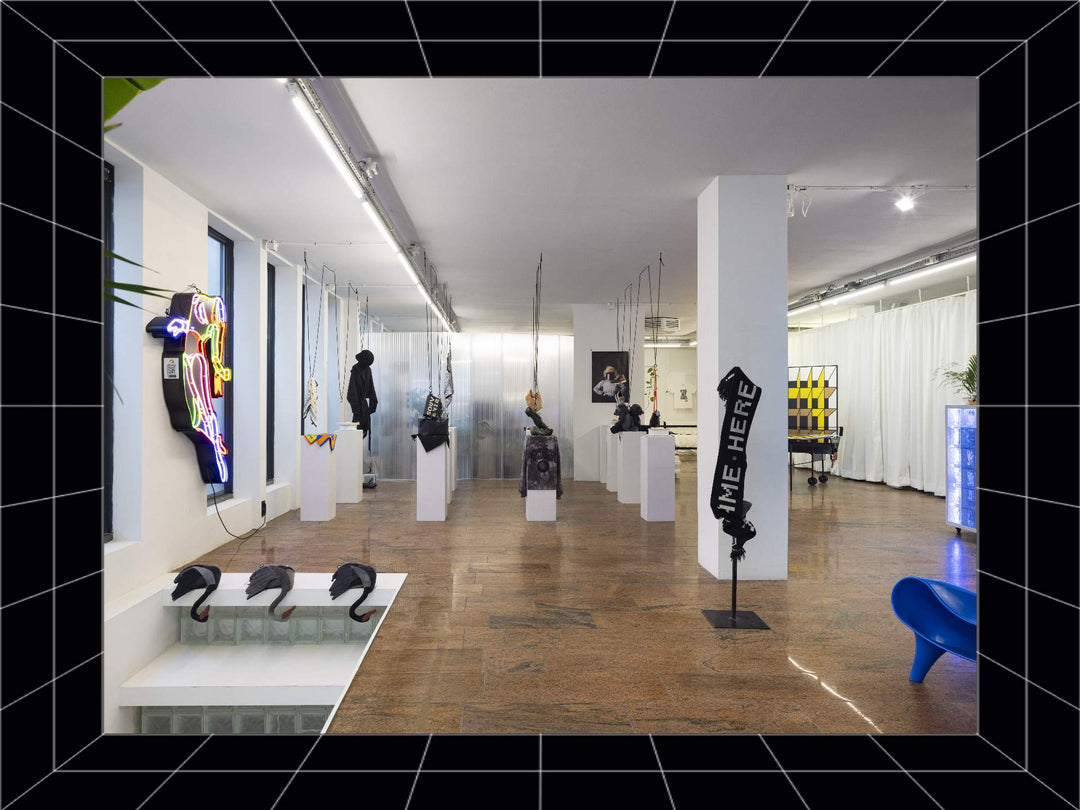 mi_space – multiple identities