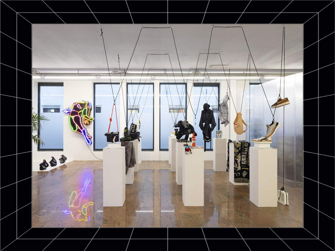 mi_space – multiple identities